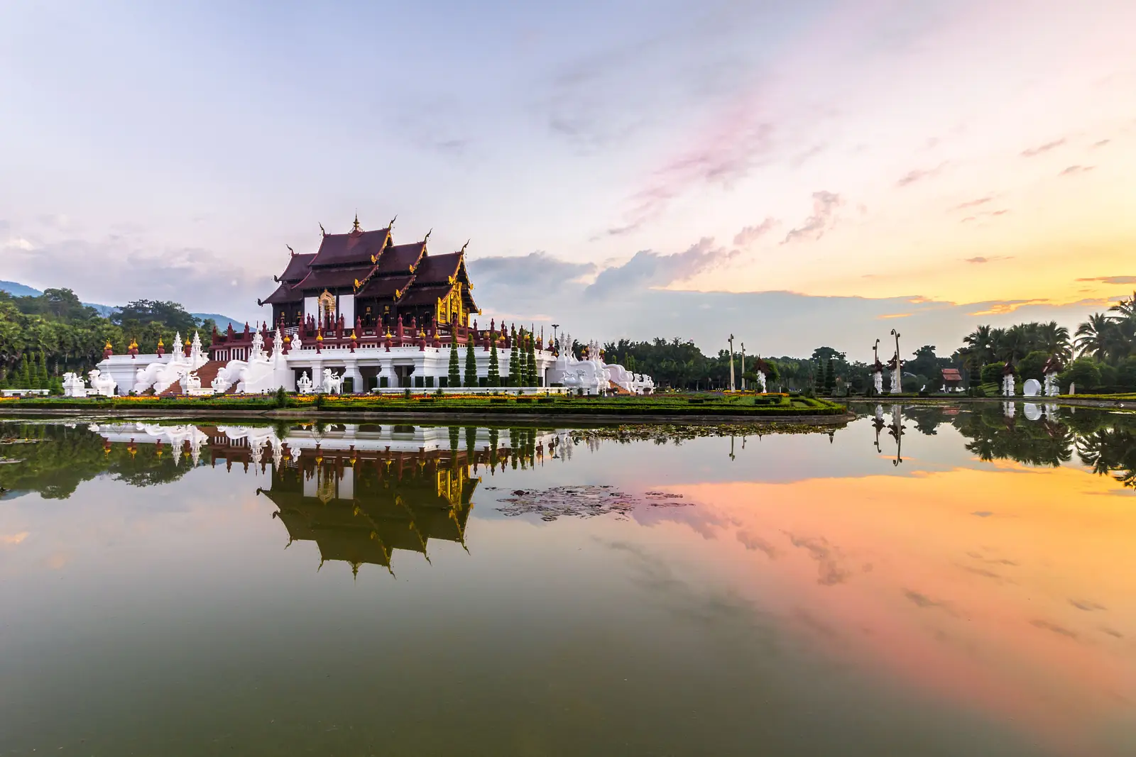 Chiang Mai - Chiang Rai - Bangkok Package Tour | Urbanist Travel