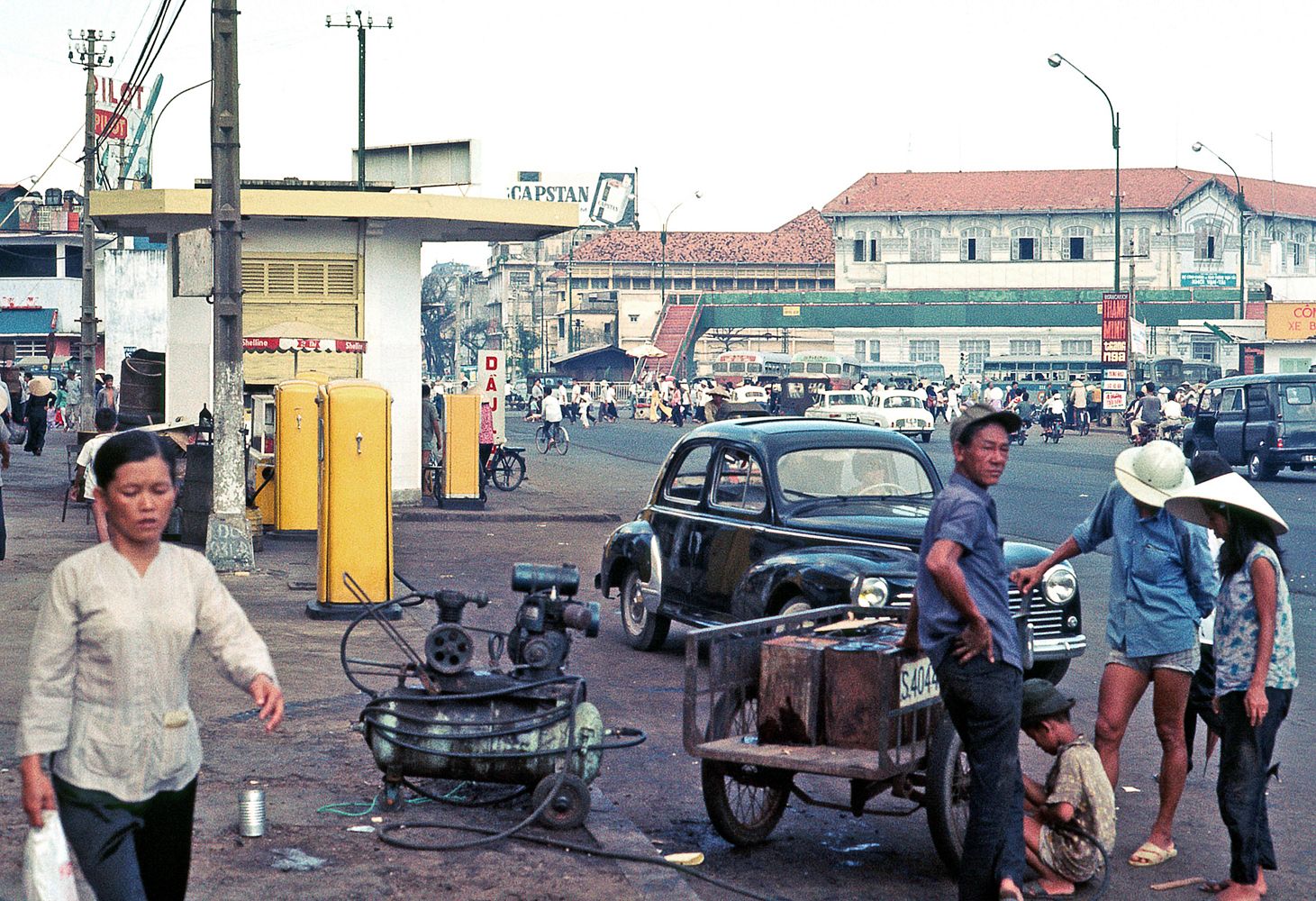 [Photos] A Visual Tour of Late 1960s Saigon by Brian Wickham - Saigoneer