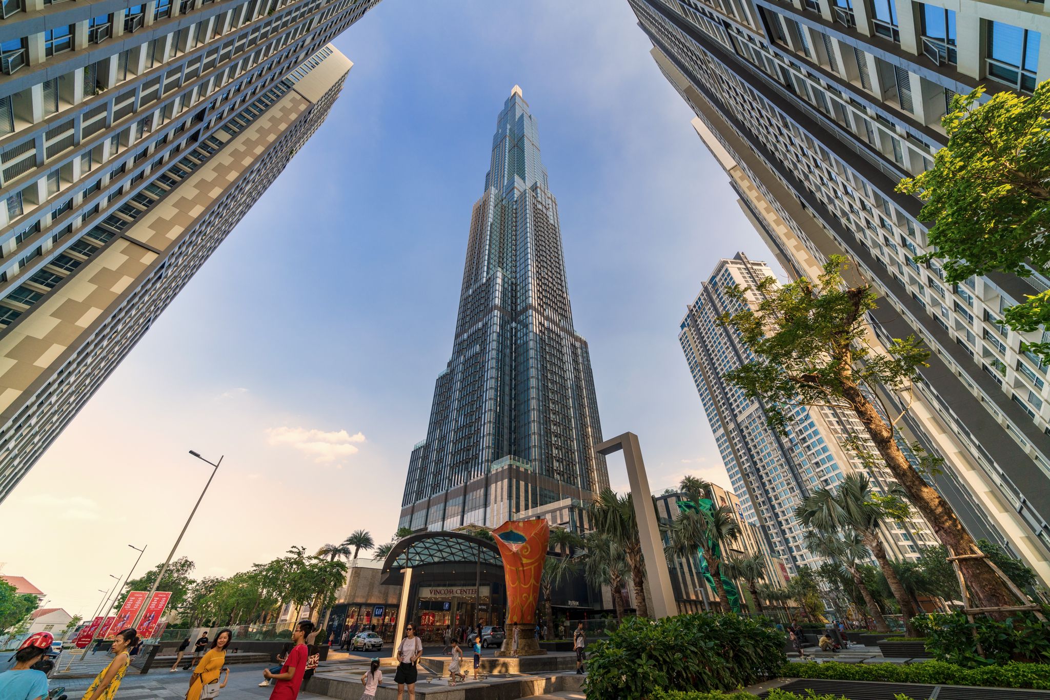 Landmark 81 Makes Debut As One Of Saigon s Spots For Firework Display