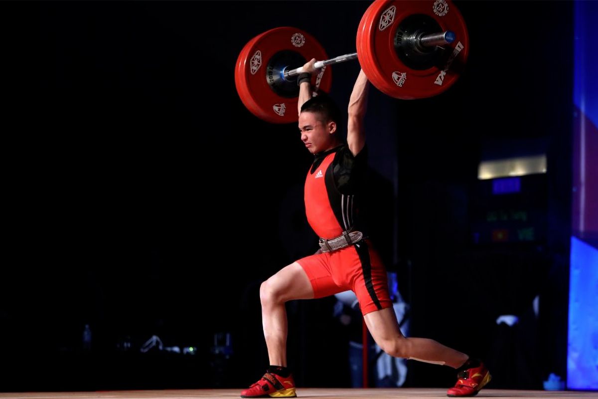 15-Year-Old Vietnamese Weightlifter Wins 3 Gold Medals, Sets World ...