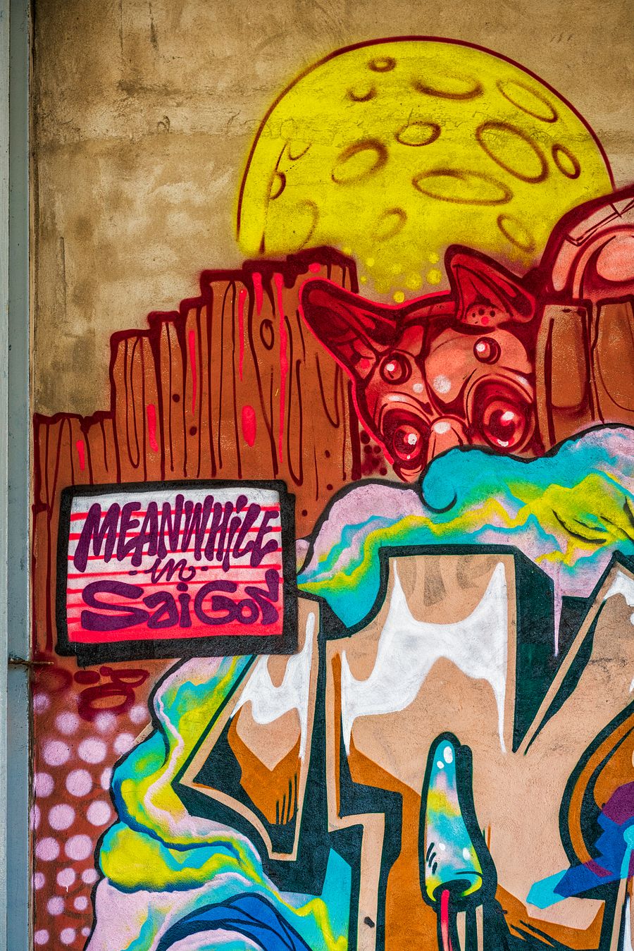 [Photos] In a Thao Dien Concrete Shell, a Mystery Graffiti Mecca ...