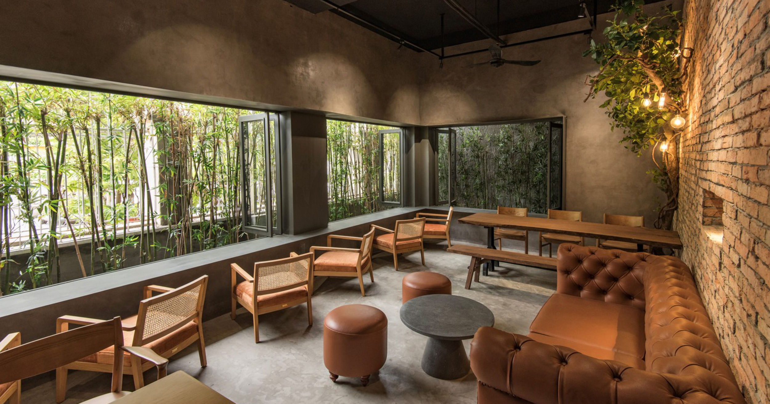 [Photos] Da Nang Architects Turn Old 1970s House Into New Coffee Shop ...