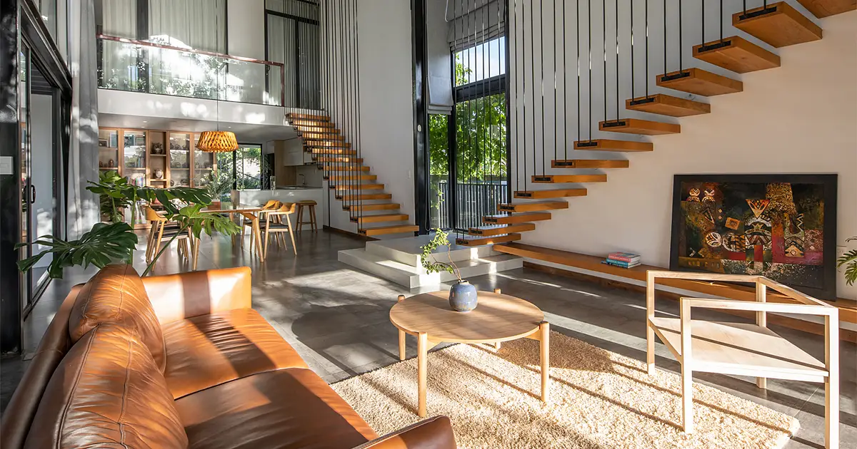 On a Hill in Huế, a Glass-Filled Home Welcomes Natural Light With Open ...