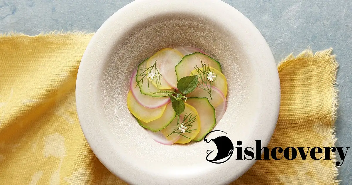 A Delicate Dish in Hanoi That's Not Your Usual Crab Salad - Saigoneer