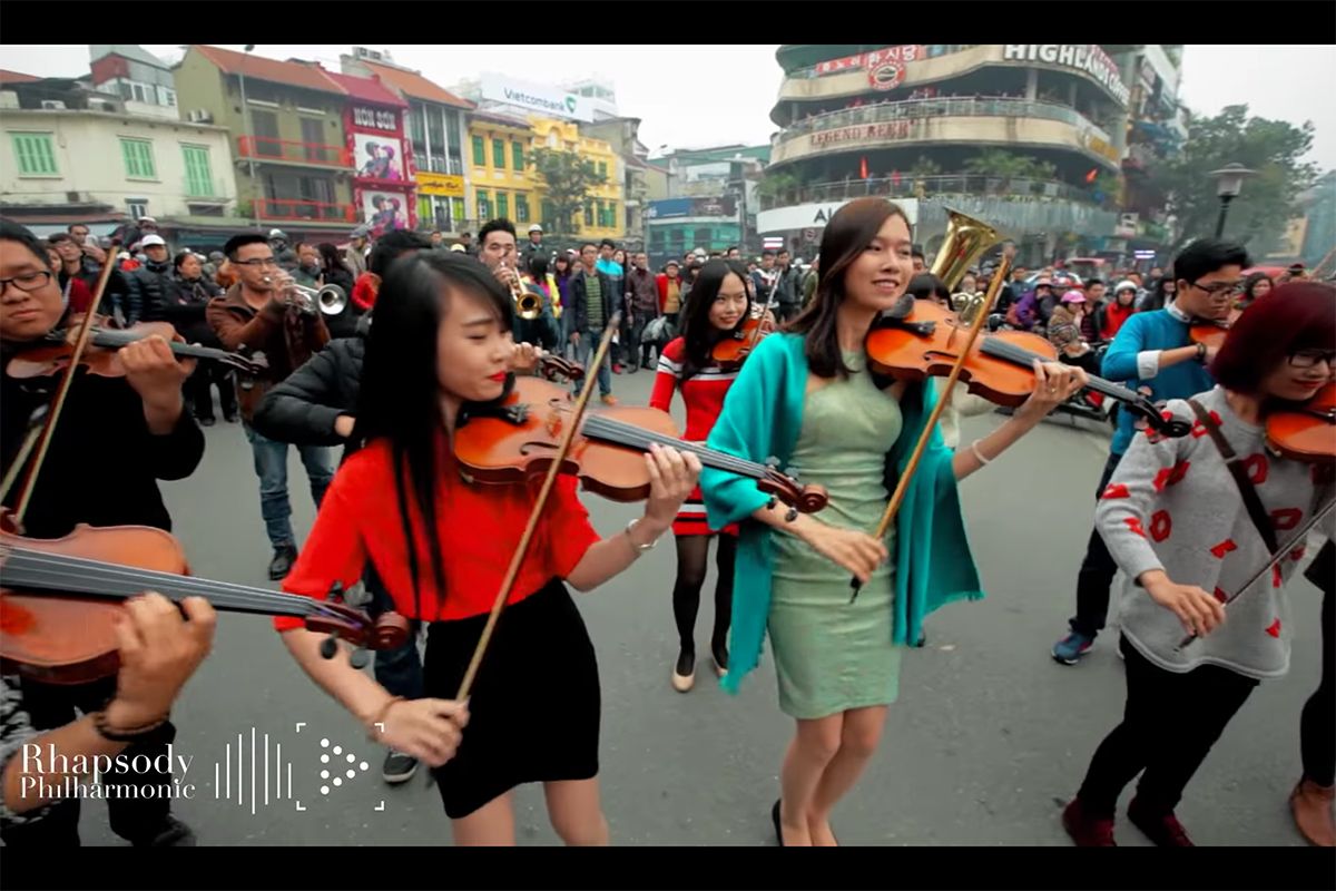 [Video] Local Orchestra Performs World’s Most Organized Flashmob in ...