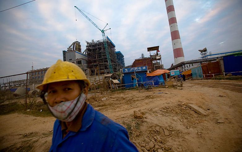 Decree: Foreign Workers Without Work Permits to be Deported - Saigoneer