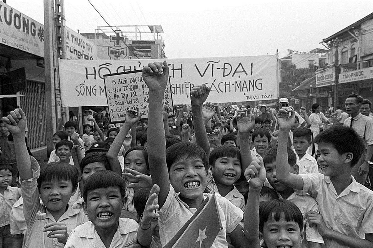 [Photos] 30 Images of 1975 Saigon - Saigoneer