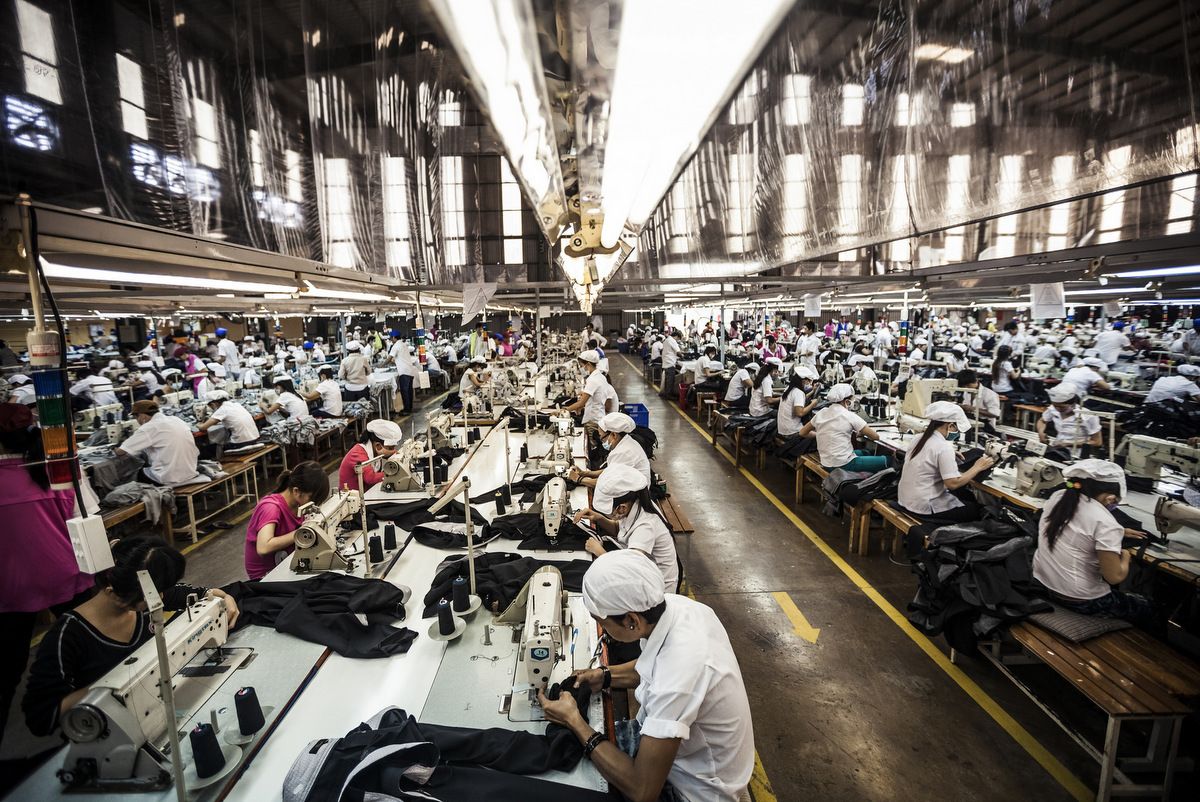 Over Half of Southeast Asian Workers Could Lose Jobs in 20 Years: ILO ...