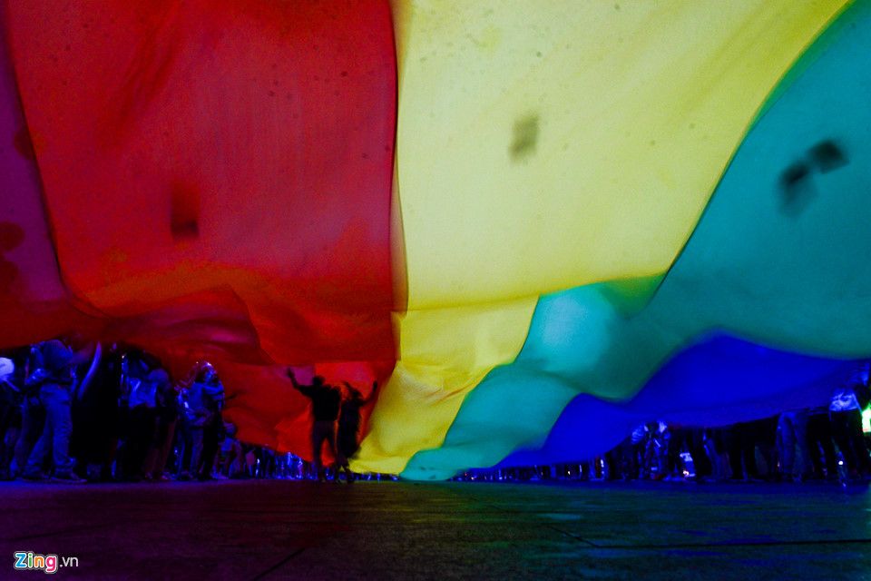 [Photos] Saigon's VietPride Celebration Fills Nguyen Hue With Rainbows ...