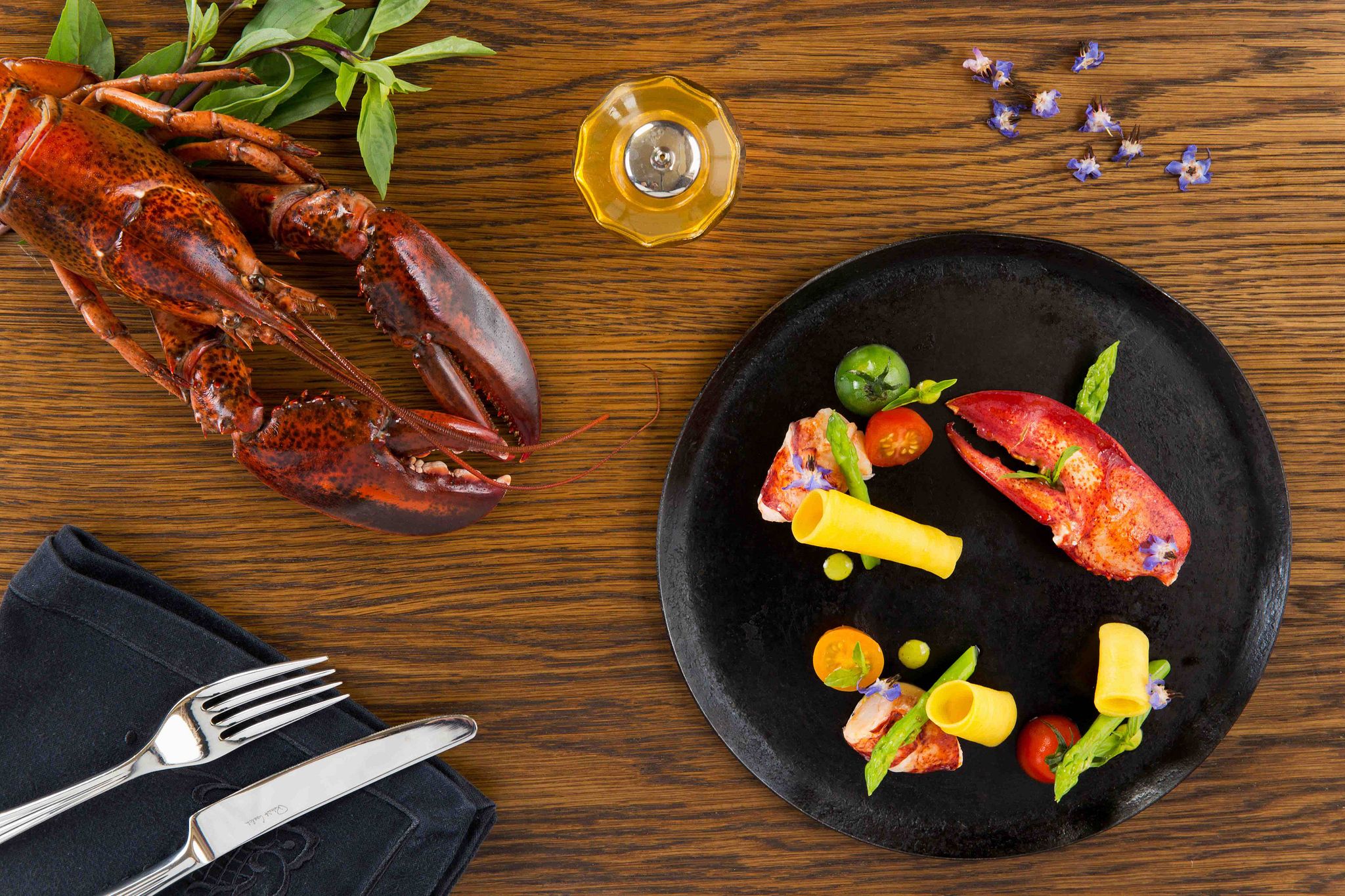 Christmas Special Set Menu Dinner @ Hôtel des Arts Saigon - Saigoneer