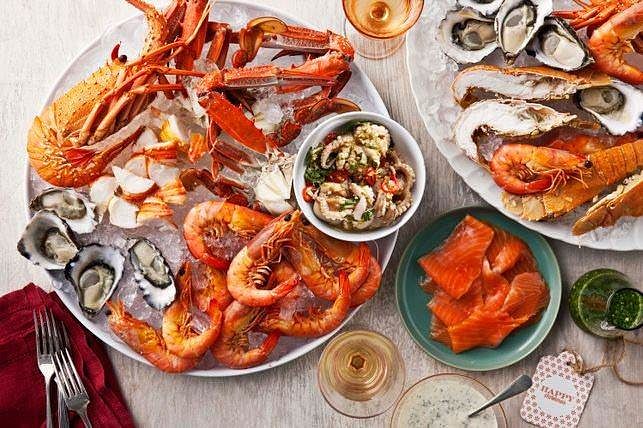 Women's Day Seafood Buffet @ Hotel Equatorial HCMC - Saigoneer
