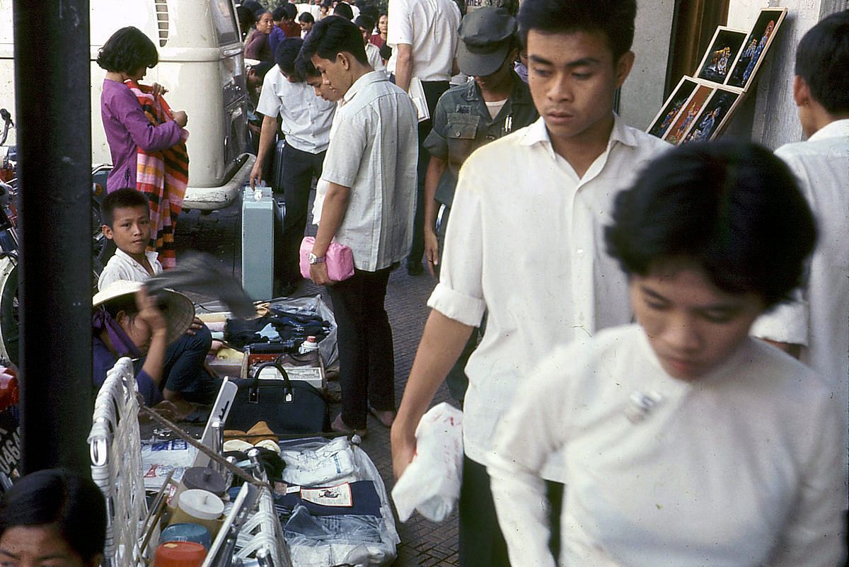[Photos] Life on Saigon Streets in 1971 Through the Lens of an American ...