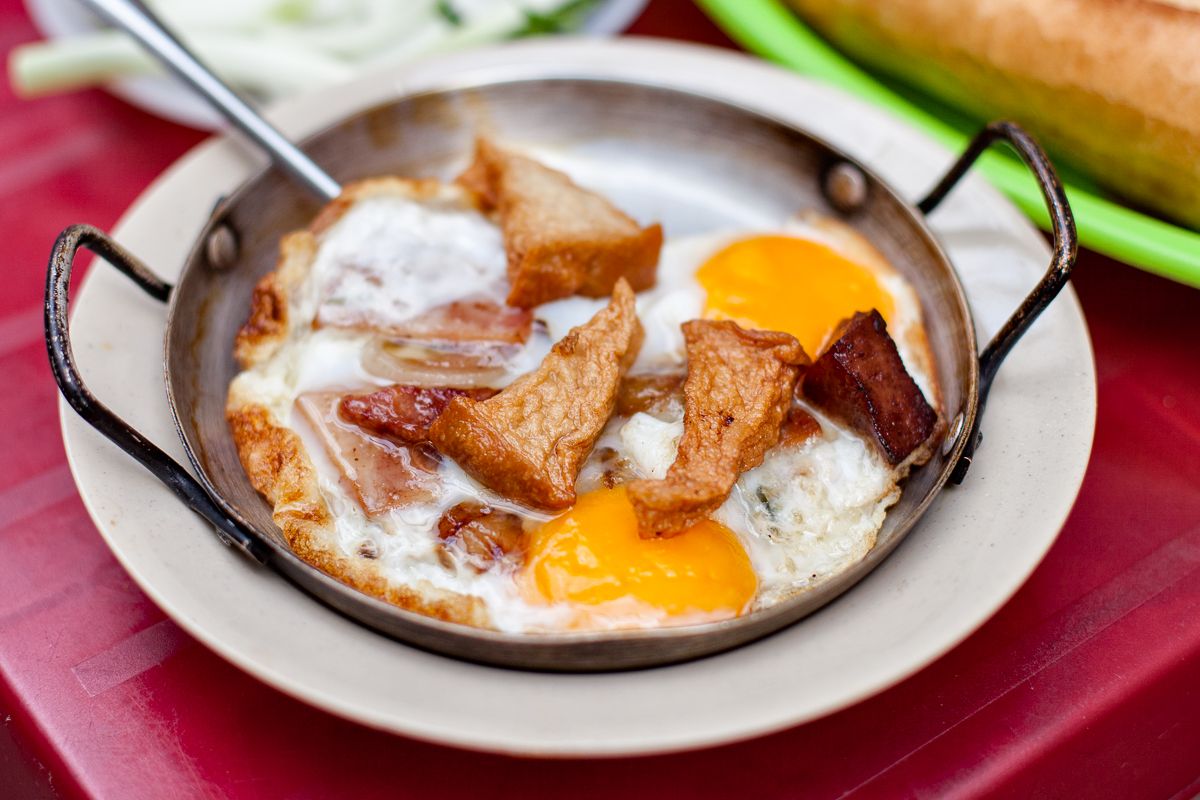 Hẻm Gems: Saigon’s Original Bánh Mì Breakfast - Saigoneer