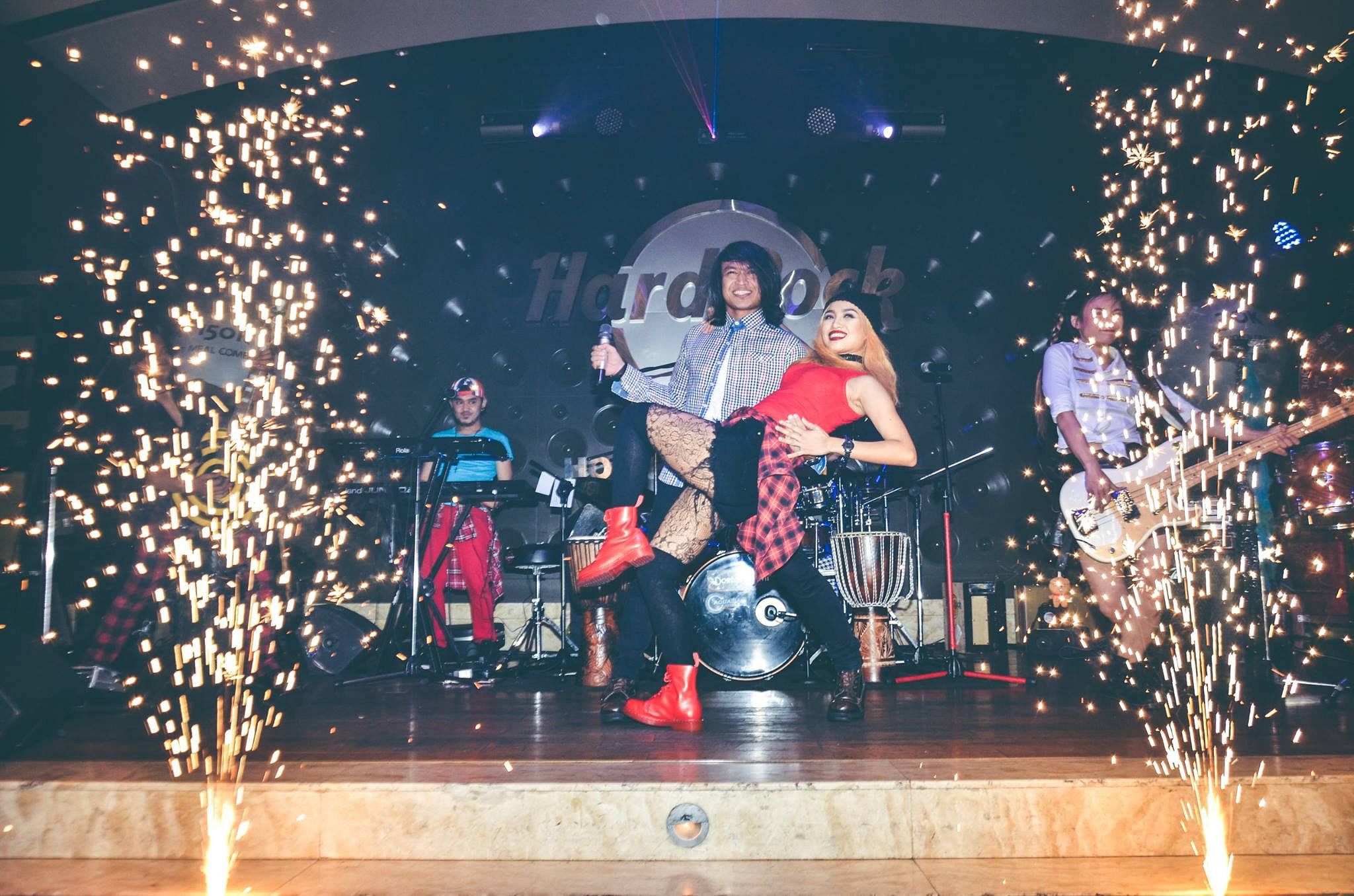 80's Explosion @ Hard Rock Cafe - Saigoneer