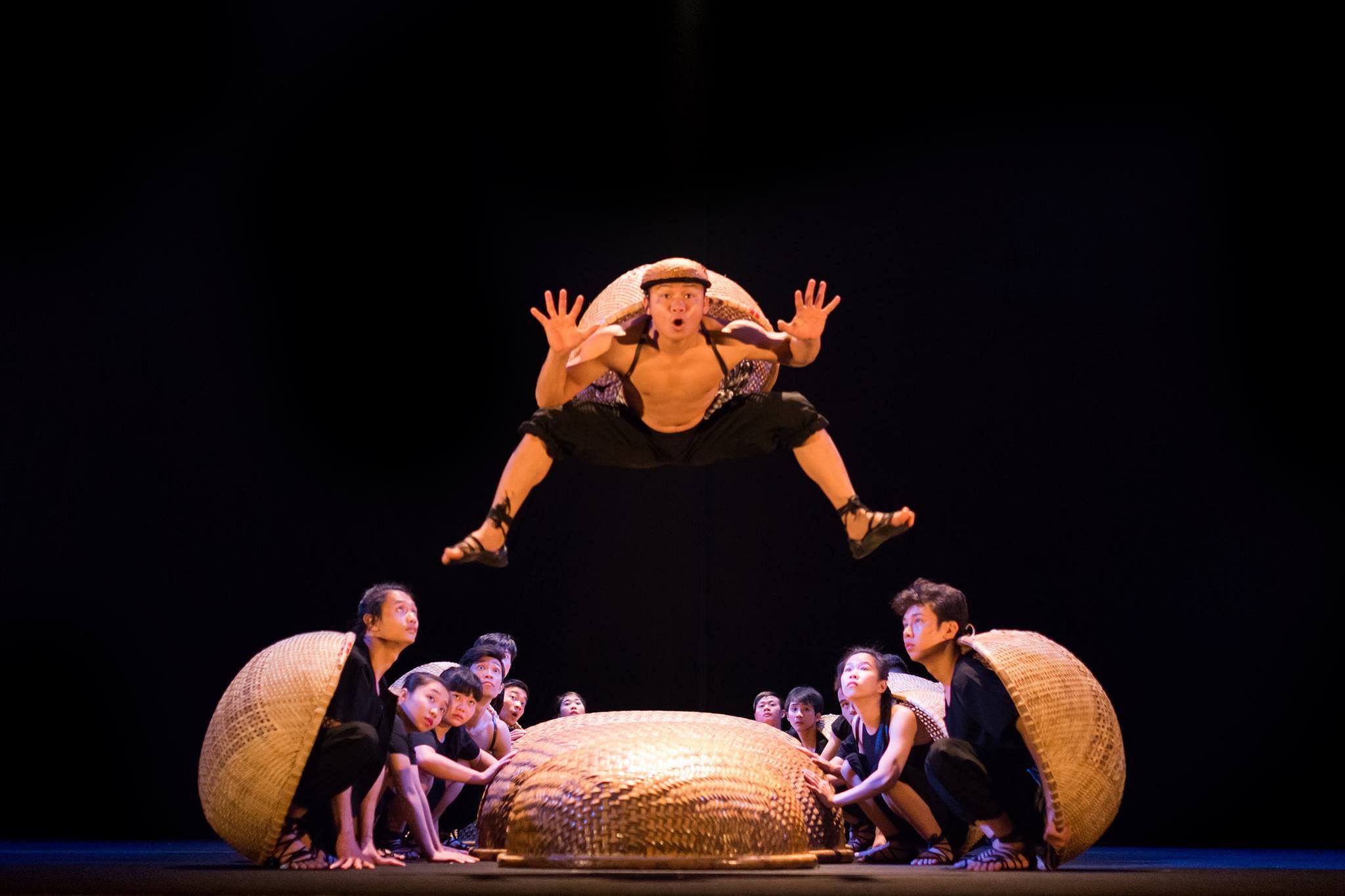 A O Show @ Saigon Opera House - Saigoneer