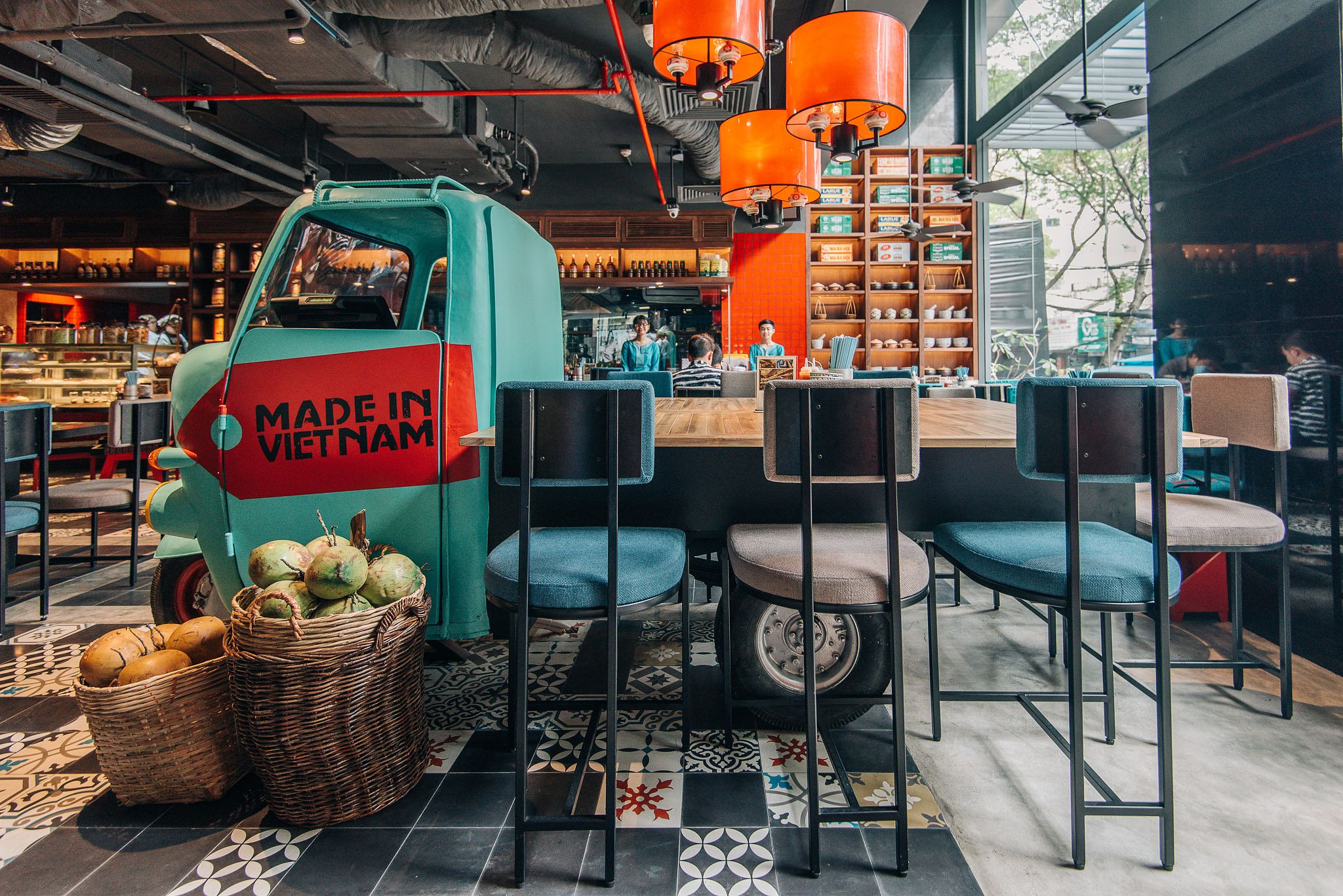 Same as it Never Was: Di Mai Offers an Old Saigon Vibe and Modern Takes ...