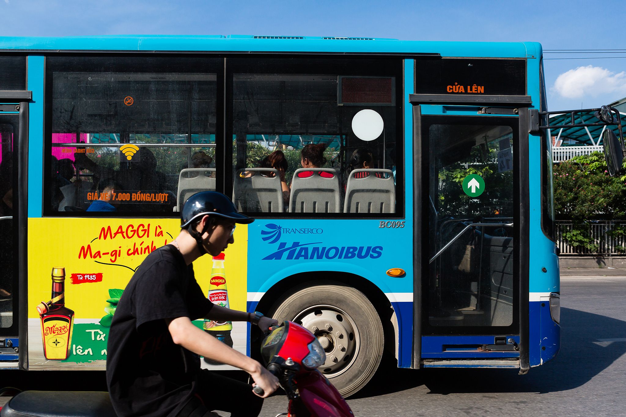 Hanoi Launches First-Ever Natural Gas-Powered Buses - Saigoneer